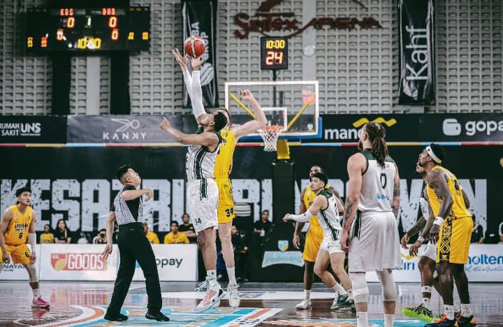 Satria Muda Pertamina Jumpa Bogor Hornbills di Semifinal IBL GoPay 2026 ...